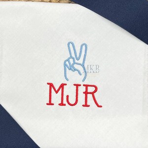 Peace Hand Sign Embroidery Design, Version 1, Mini Satin Stitch Machine ...