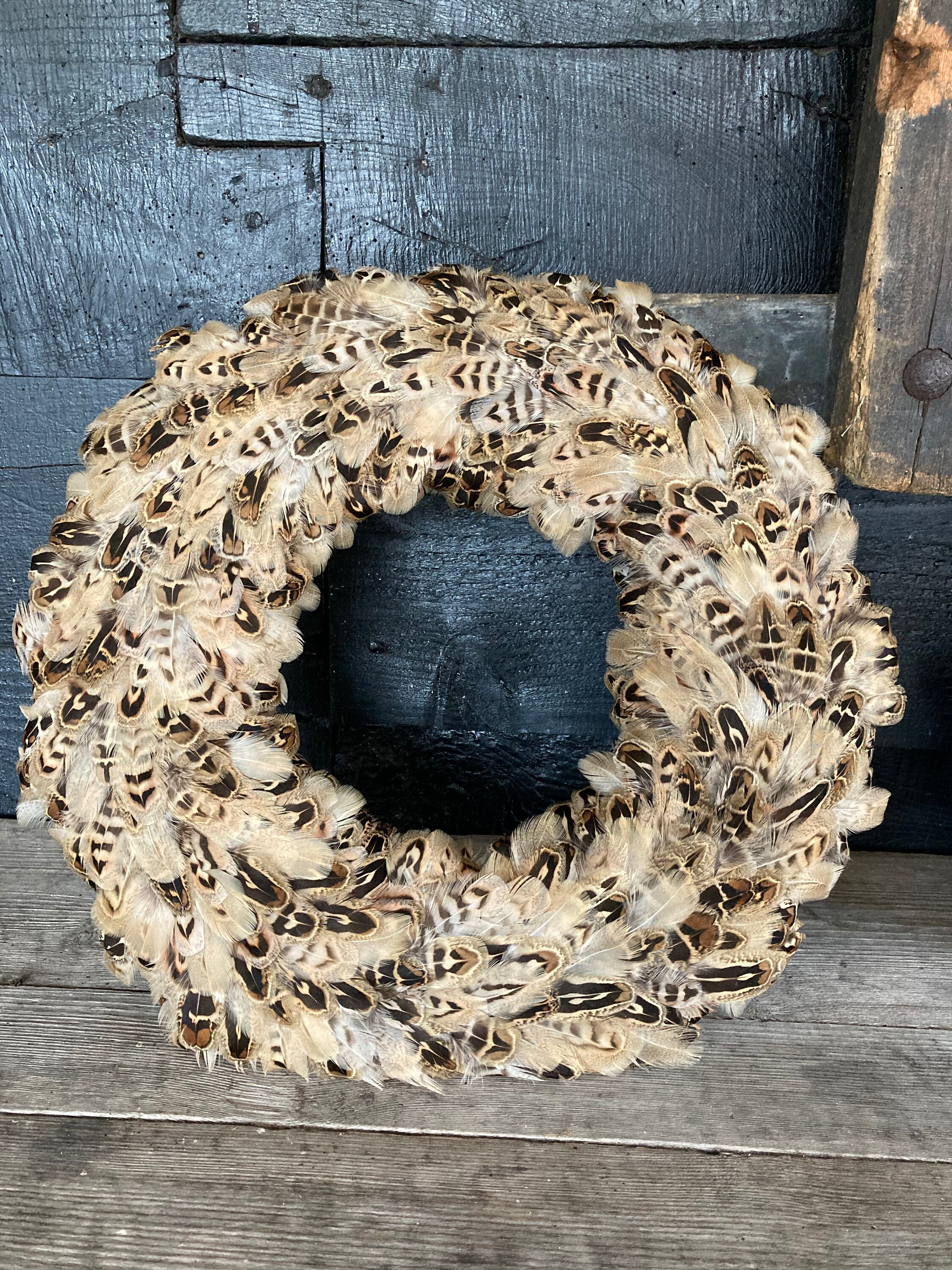 PLUCKING FABULOUS Hen Pheasant Feather Wreath - Decorative Natural ...