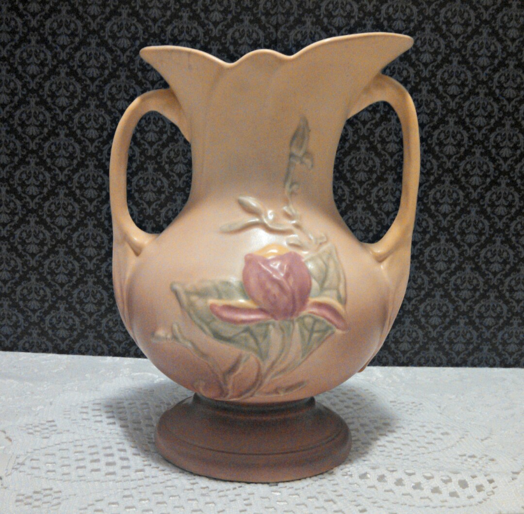 Vintage Hull Vase, "magnolia Matte" Double Handle Vase, 8.5 Inch, Hull ...