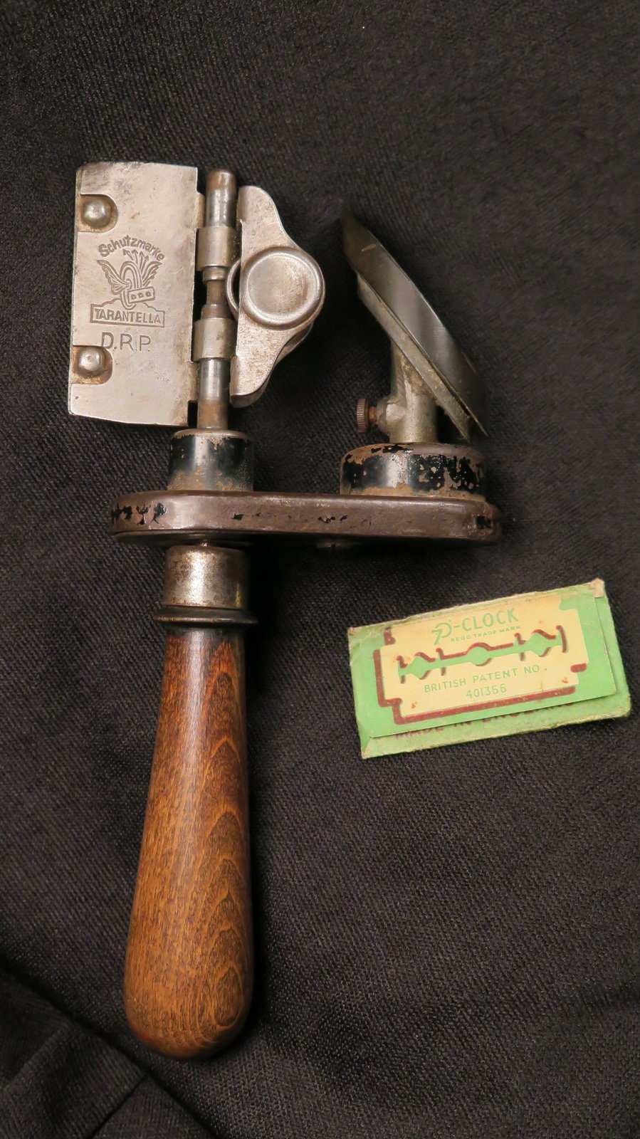 Old Razor Sharpner by Schutzmarke TARANTELLA D. R. P. - Etsy