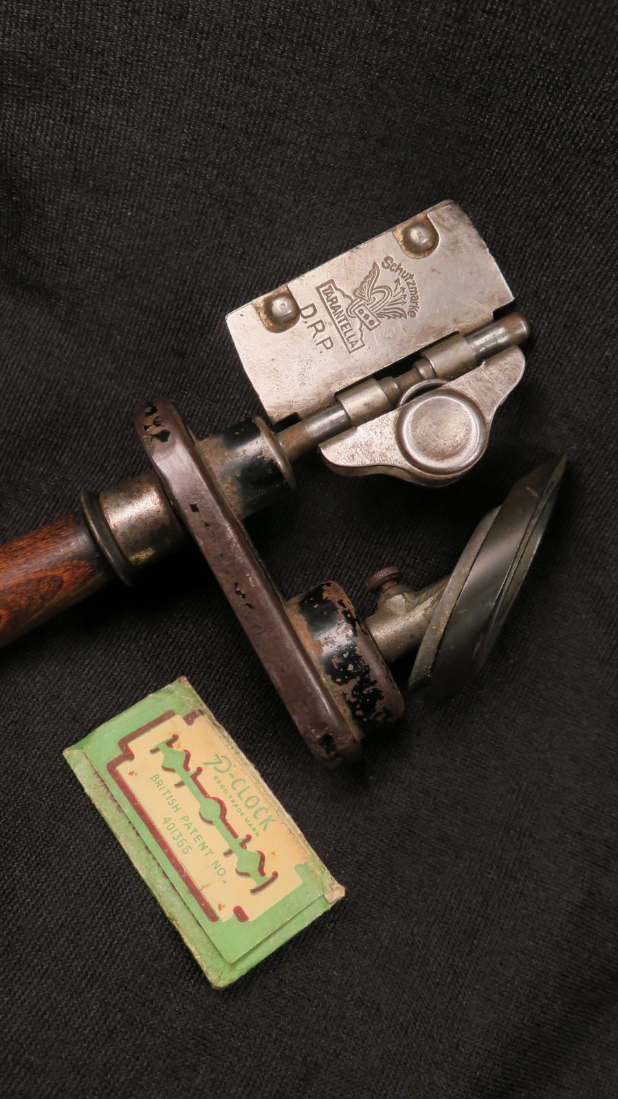 Old Razor Sharpner by Schutzmarke TARANTELLA D. R. P. - Etsy
