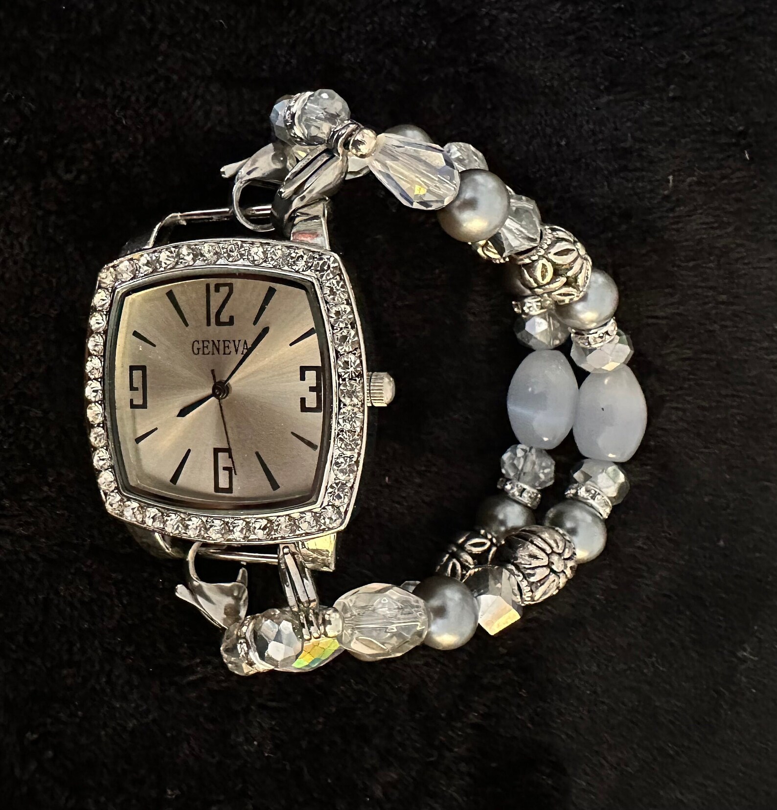 Womens Appealing Gray and Silver Stretch Watch Bracelet With a Square ...