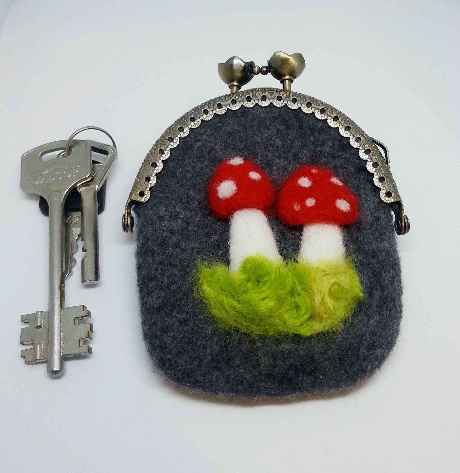 Felted Coin Purse Mushrooms Mini Coin Purse Stylish Accessory - Etsy