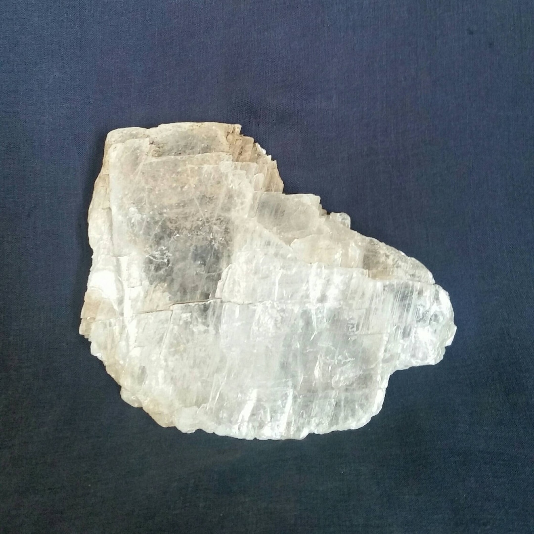 Selenite Quartz Crystal / Healing Crystals Selenite Gemstone / Raw ...
