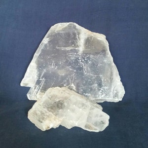 Selenite Quartz Crystal / Healing Crystals Selenite Gemstone / Raw ...