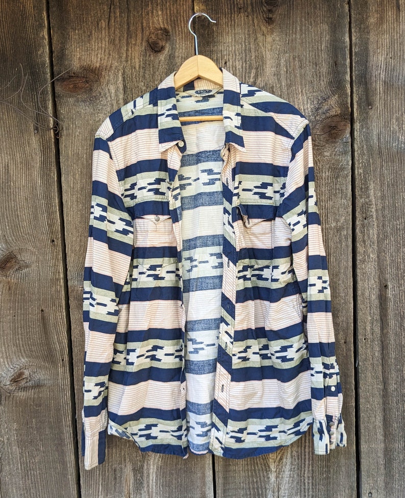 80s Vintage Southwestern Shirt / Blue White Pink Button up Geometric ...