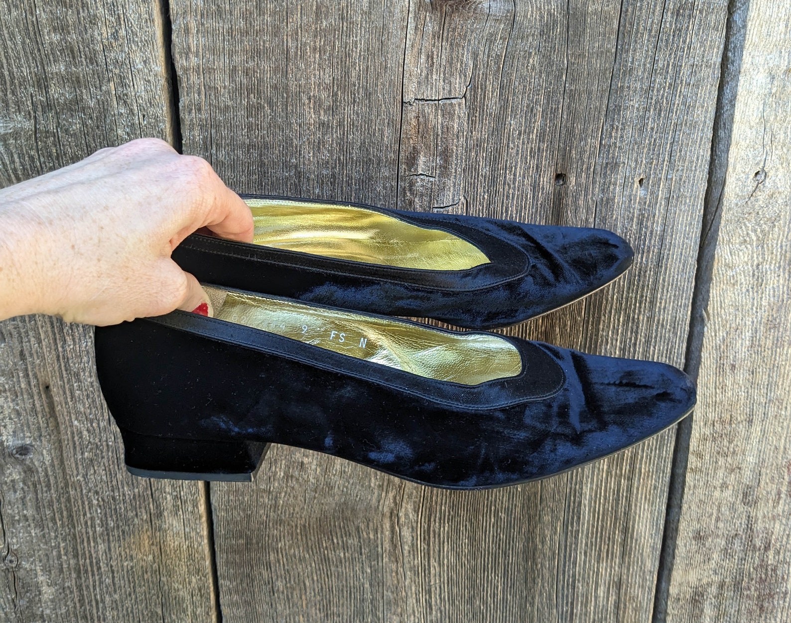 90s Vintage Black Velvet Escada Flats / Metallic Gold Leather Insole ...
