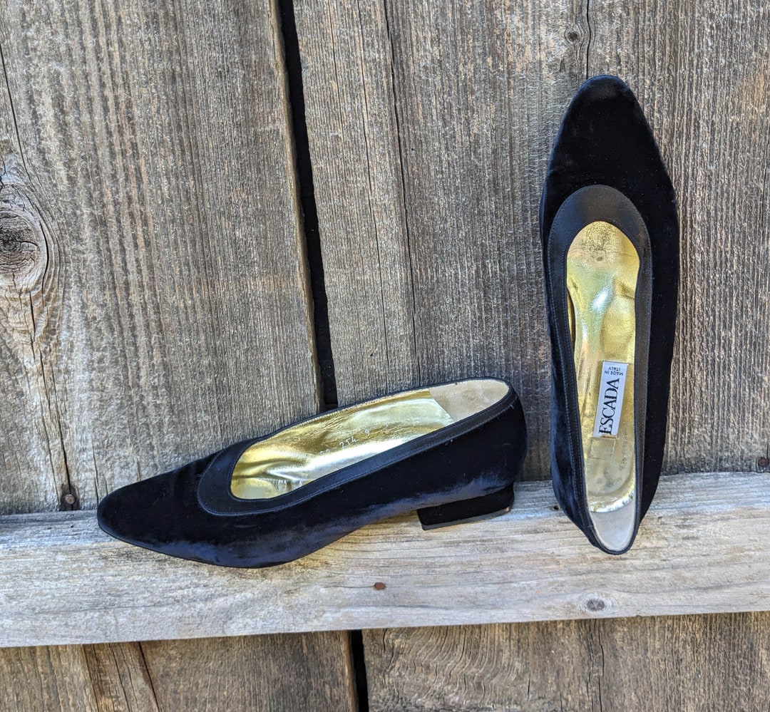 90s Vintage Black Velvet Escada Flats / Metallic Gold Leather Insole ...
