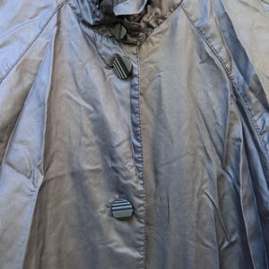 80s Vintage Black Ruffle Collar Raincoat Trench Coat Jacket / Totes ...