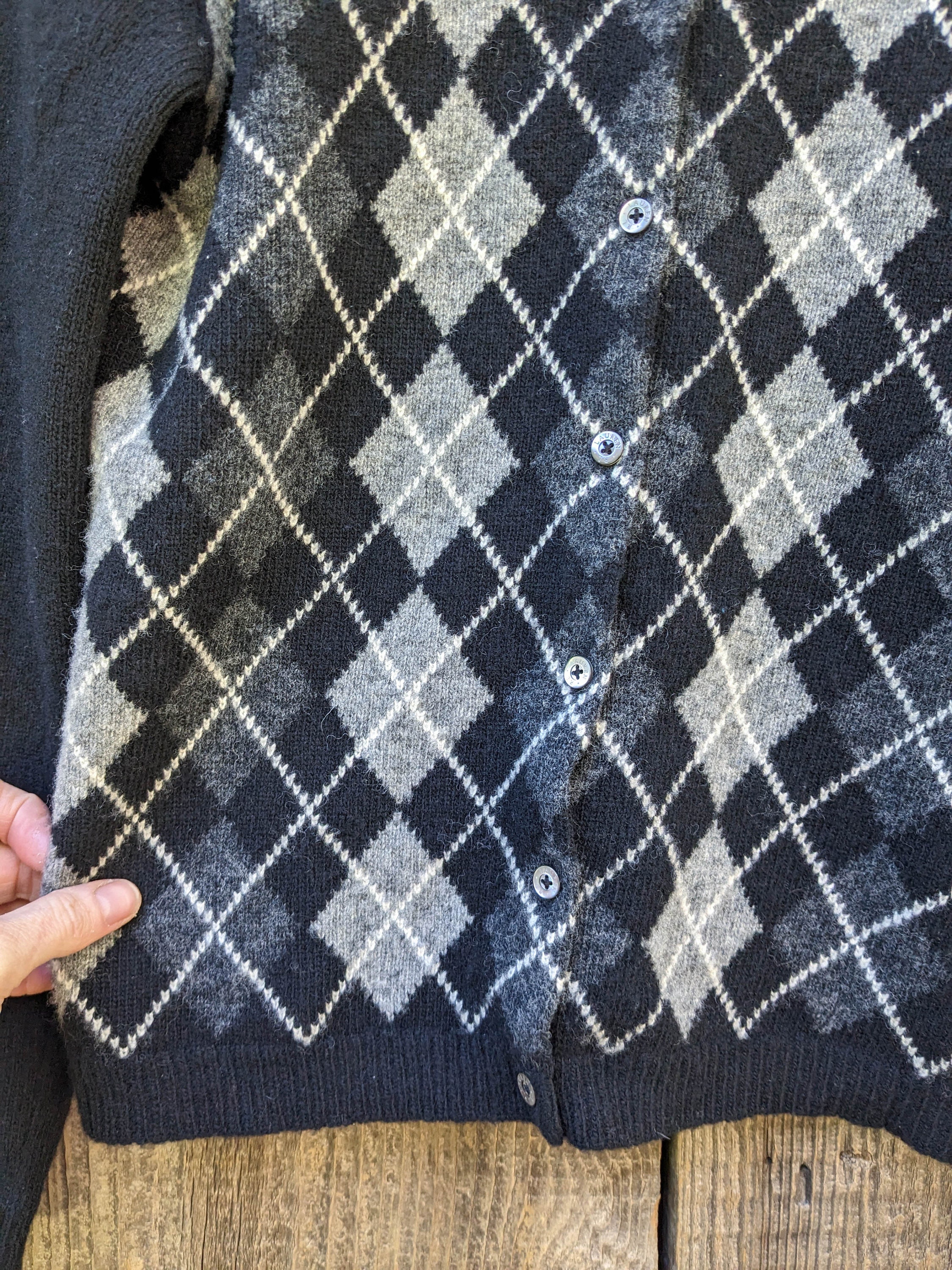 90s Vintage Black Argyle Cardigan / Lambswool Knit Cropped 90s Vintage Black Argyle Cardigan / Lambswool Knit Cropped