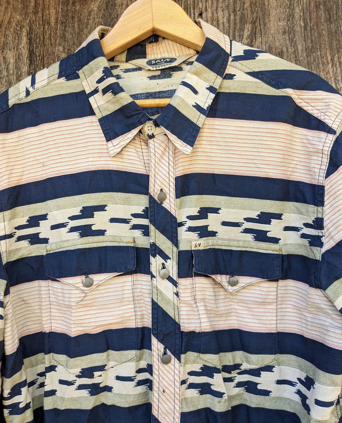 80s Vintage Southwestern Shirt / Blue White Pink Button up Geometric ...