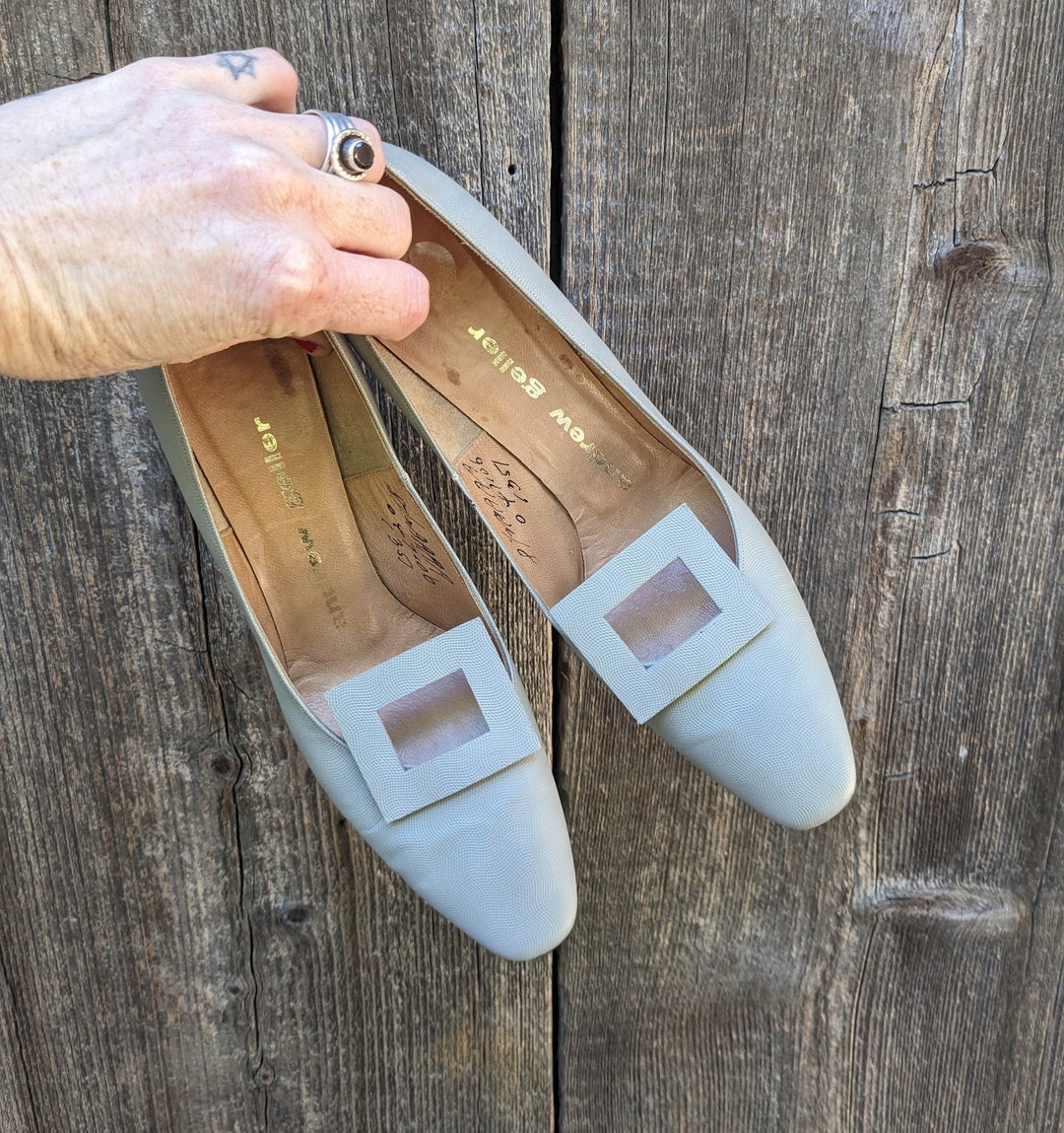 60s Vintage Gray Leather Pumps / Andrew Geller Square Cut Out Geometric ...