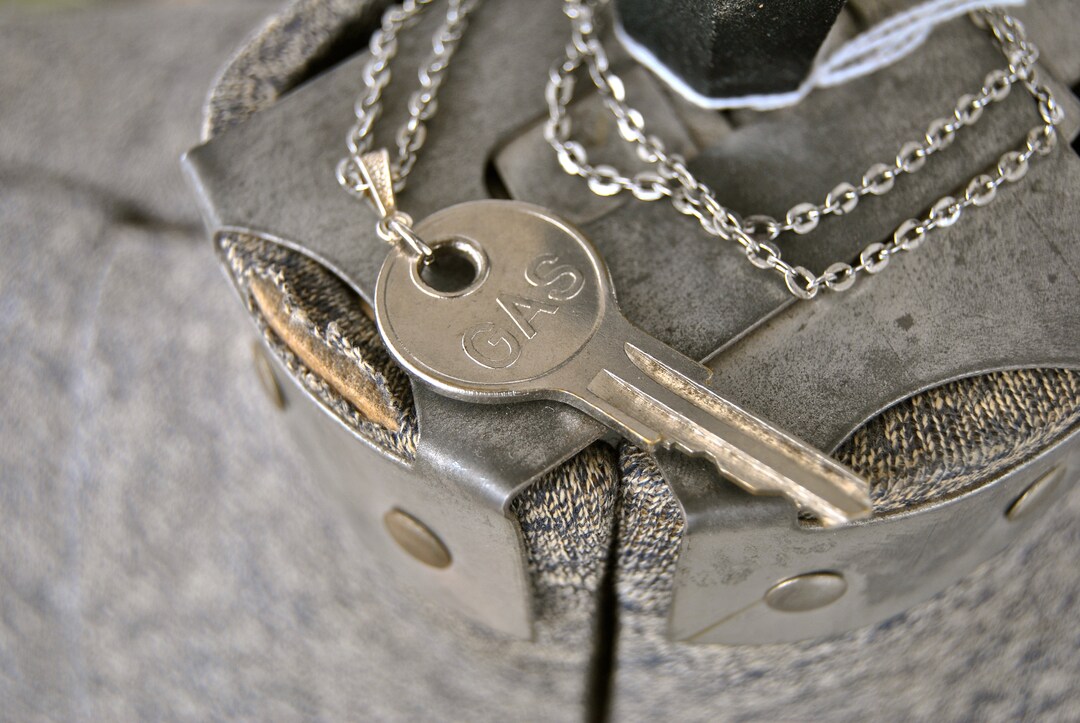 Repurposed Gas Key Necklace - Etsy