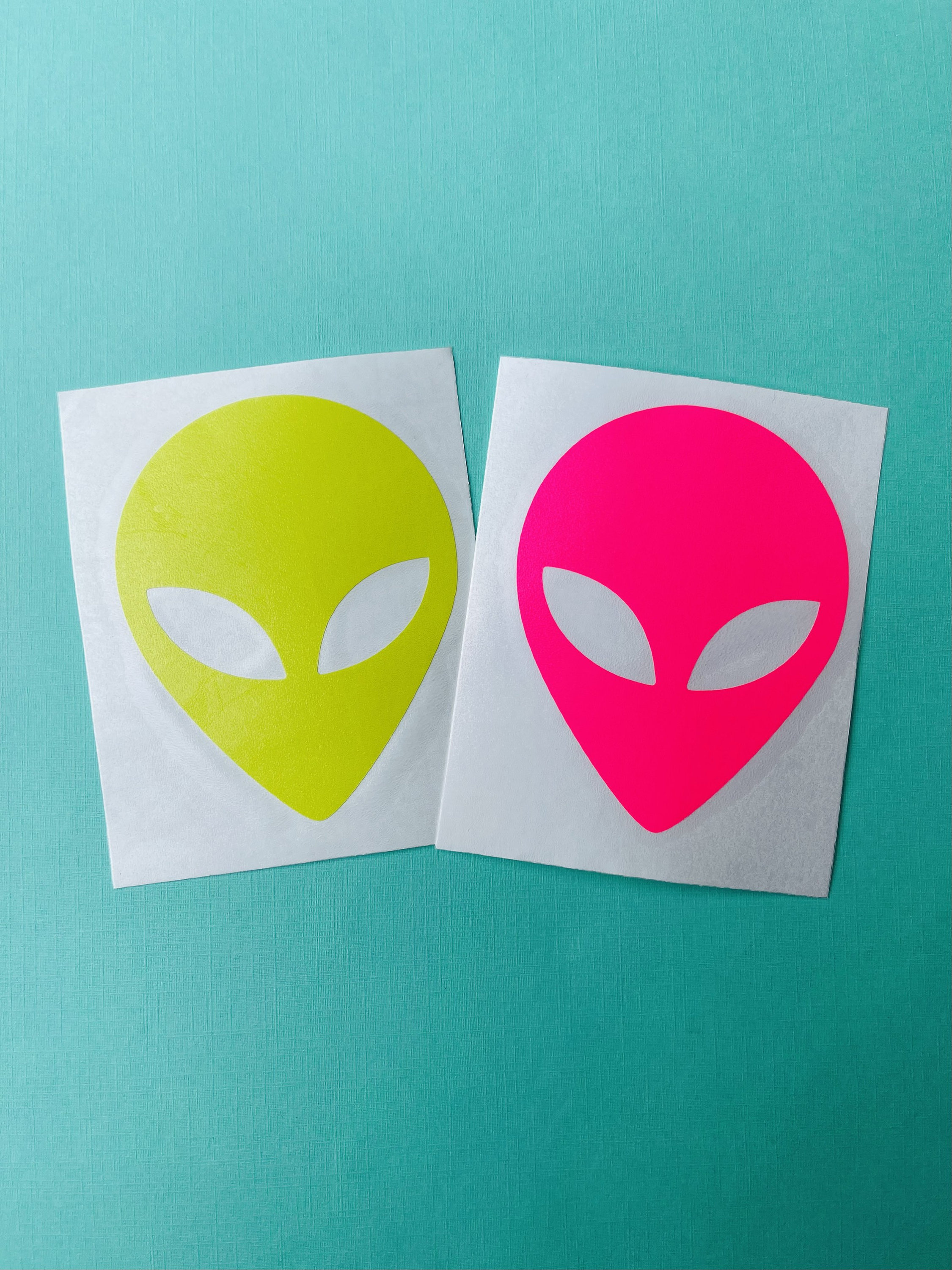 Alien Permanent Vinyl Decal Car Decal laptop Decal water - Etsy