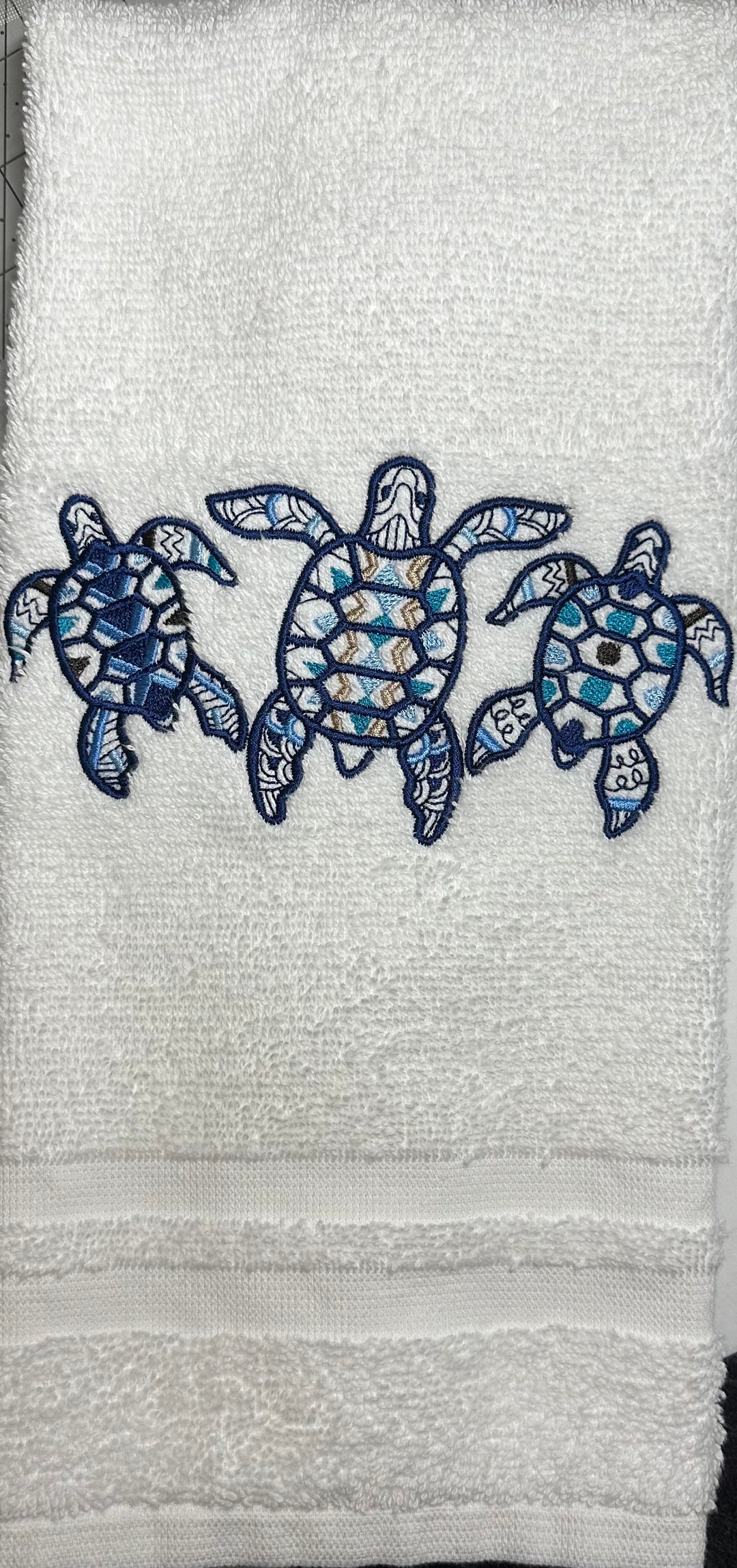 Sea Turtles Embroidered Towel / Hand Towel / Kitchen Towel / Home Decor ...