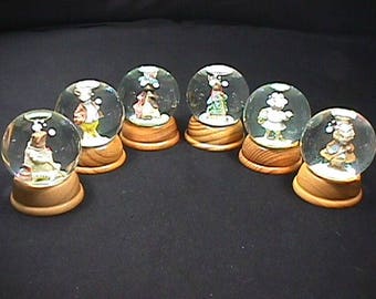 Vintage snow globe | Etsy