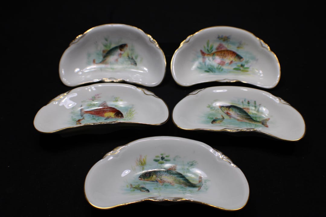 Here Are Fine Antique 19th Century Fine Porcelain German Made Fish ...
