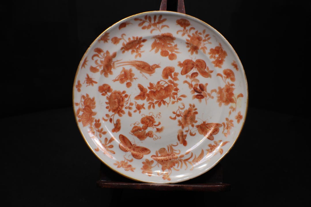 An Antique 19th Century Chinese Made Porcelain Plate With Hand Painted ...