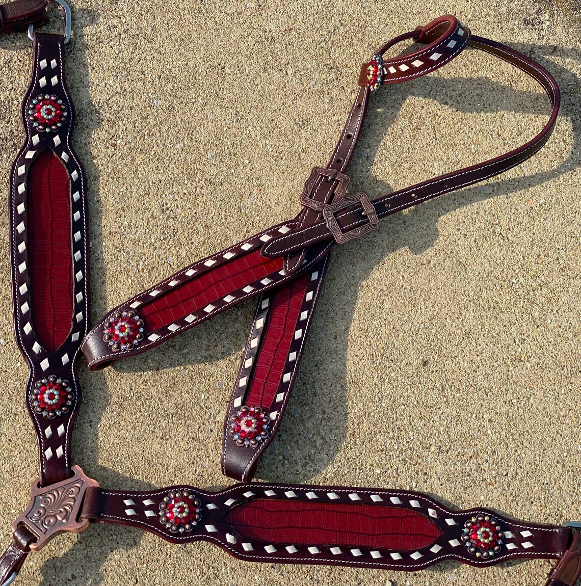 Red Gator Inlay Tack Set - Etsy