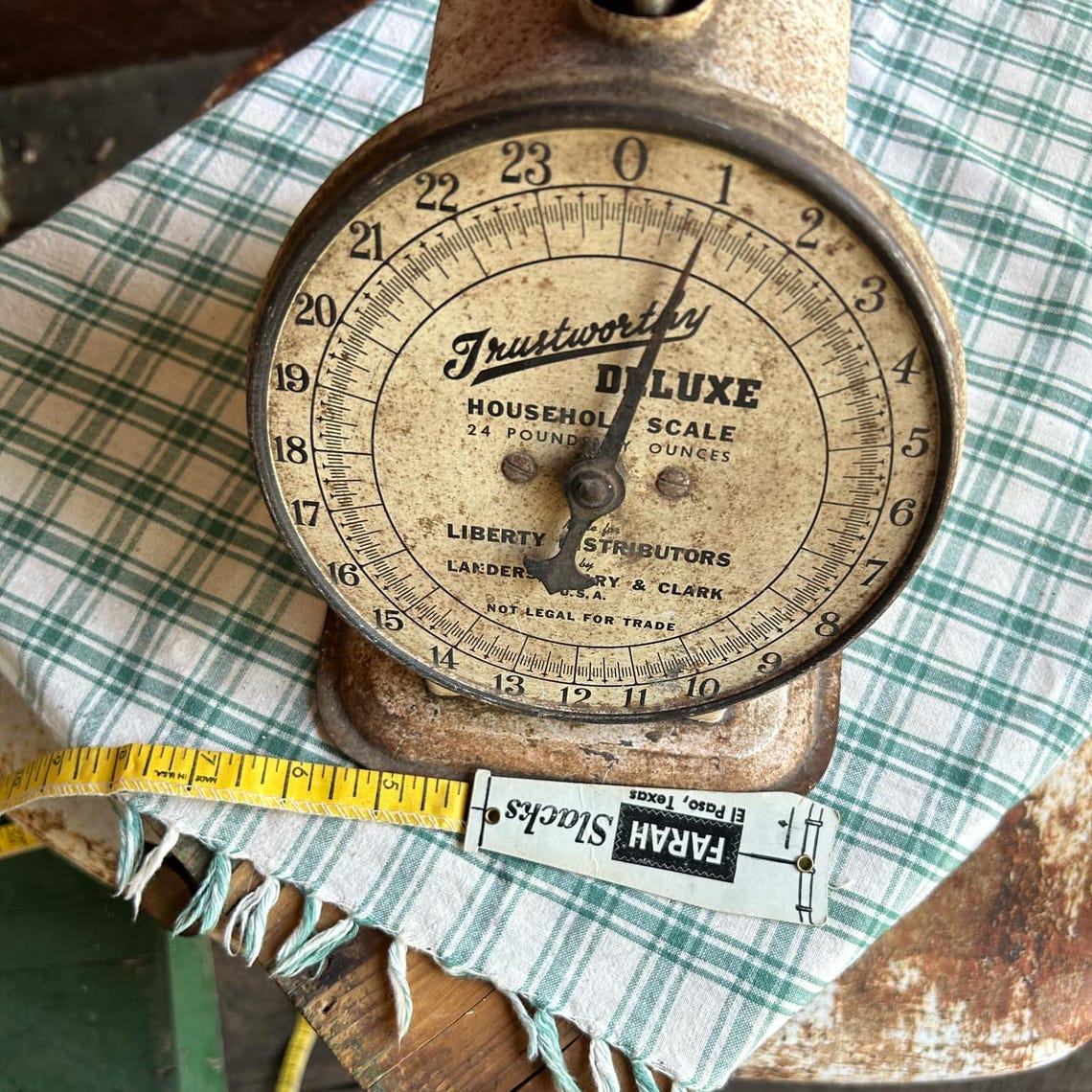 Red Vintage "trustworthy" Household Scale - Etsy