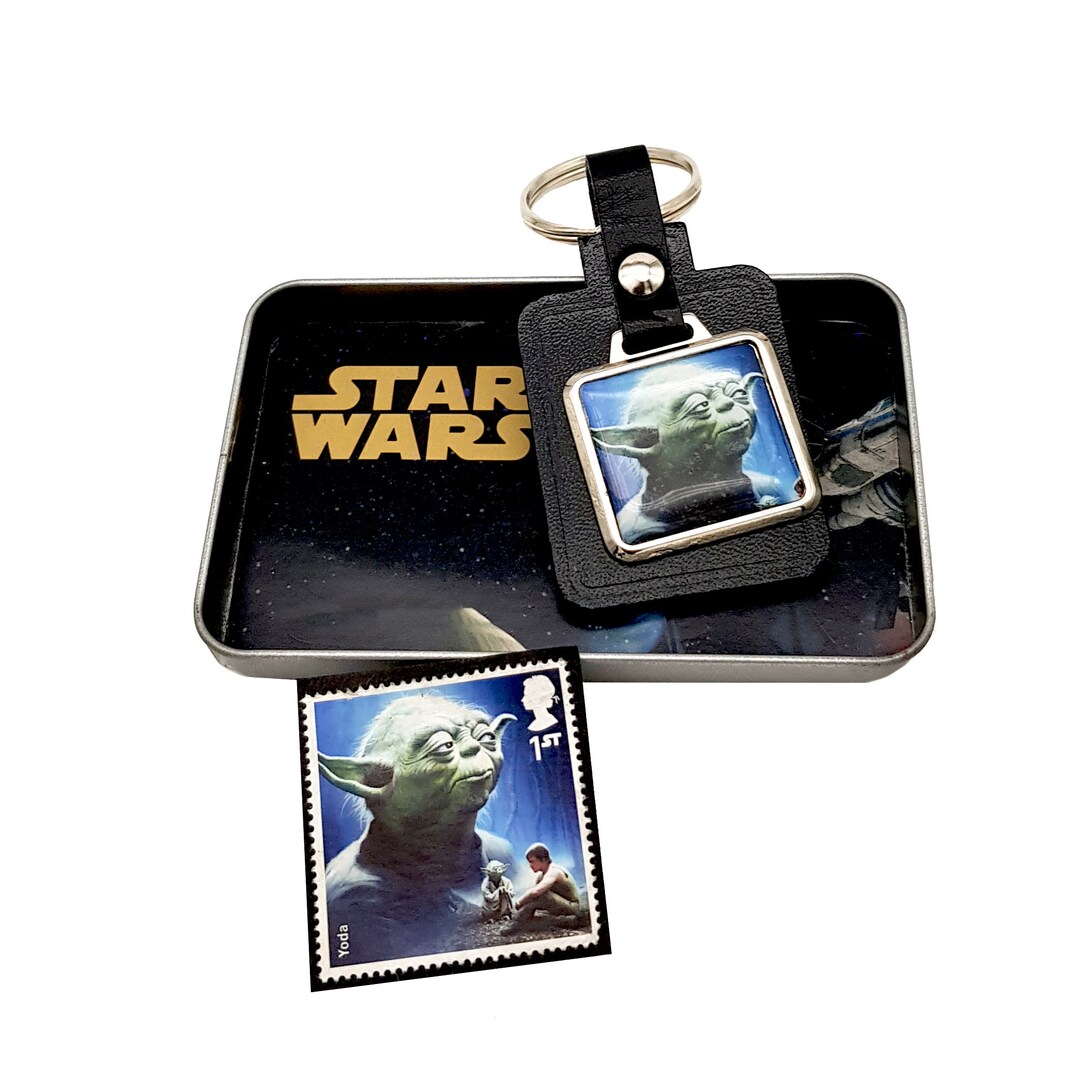 Star Wars, Yoda Genuine Postage Stamp Leather Keyfob, Jedi Keyring ...