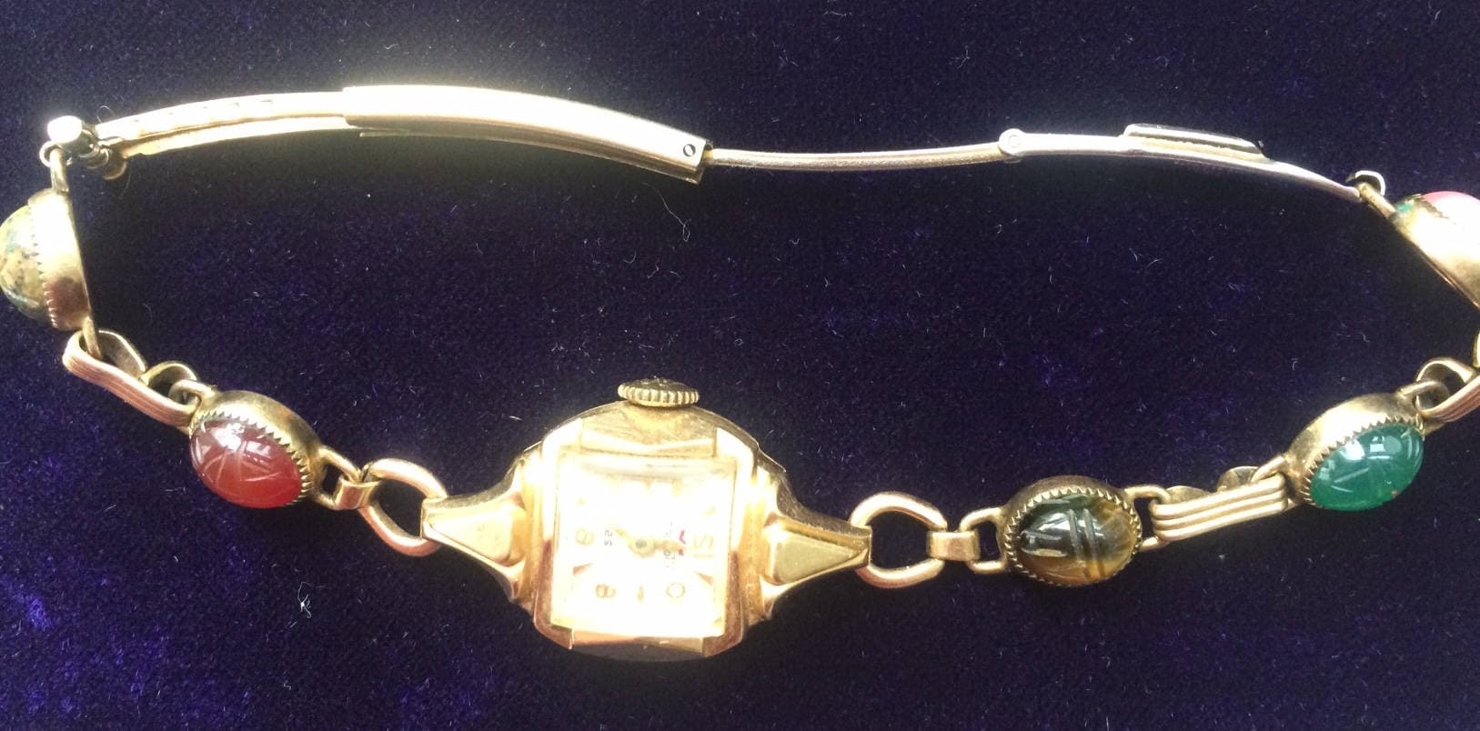 SALE Vintage 1930s Waltham 14k Gold Scarab Watch Girls or Womens Small ...