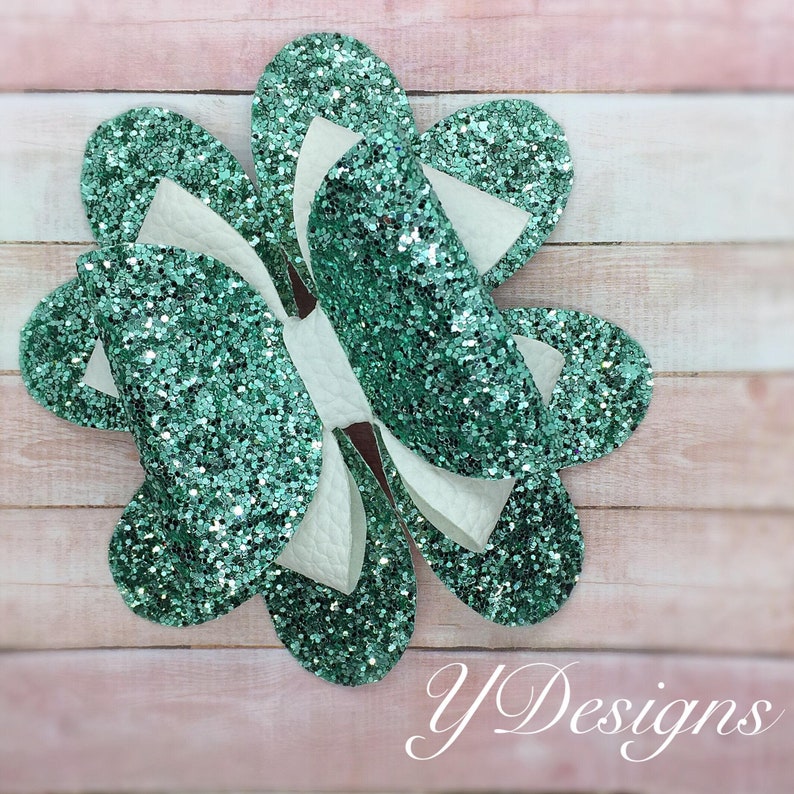Double Shamrock Bow Shamrock Bow Clover Bow Template SVG | Etsy