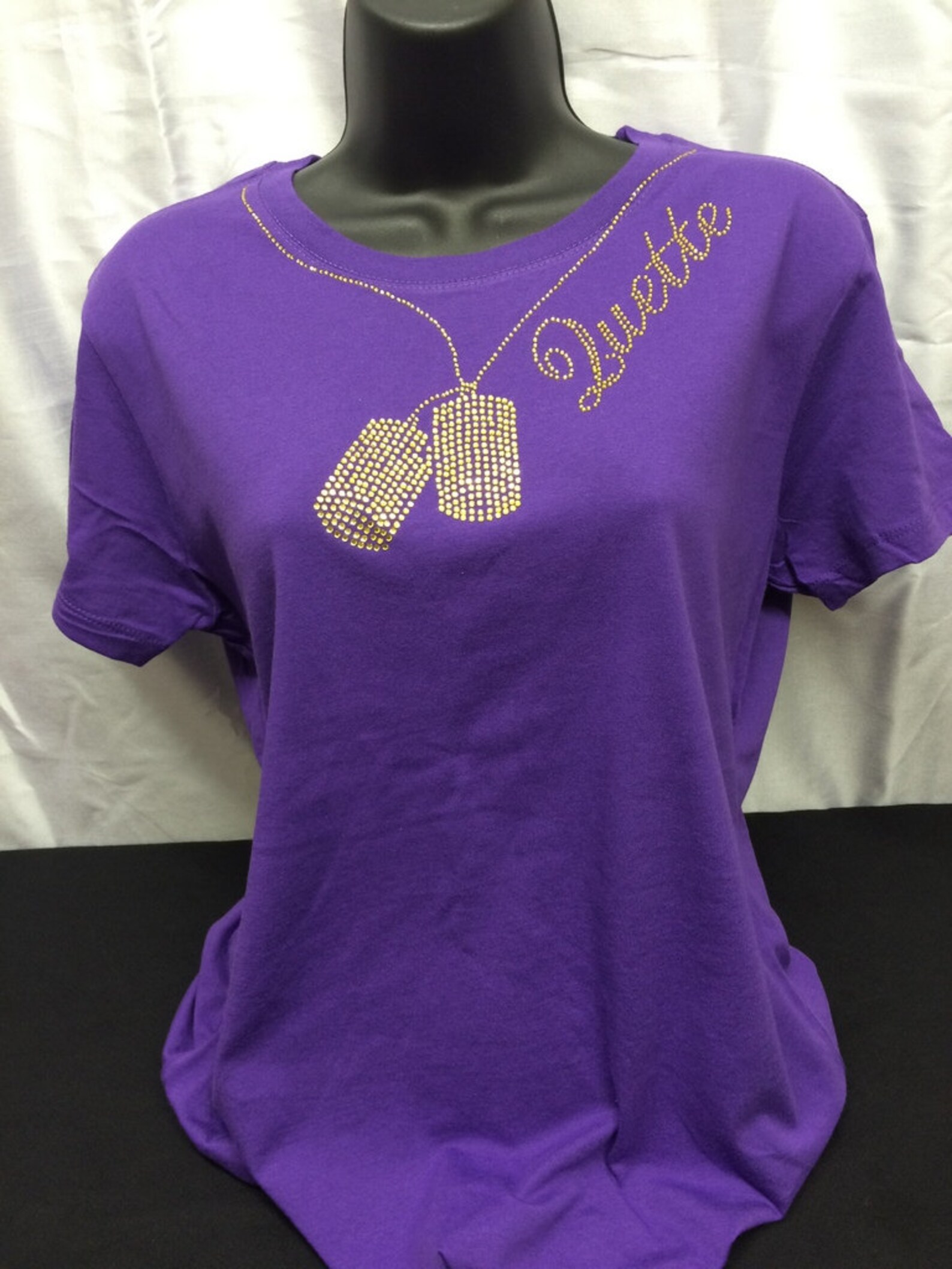 Quette the Wife - Etsy