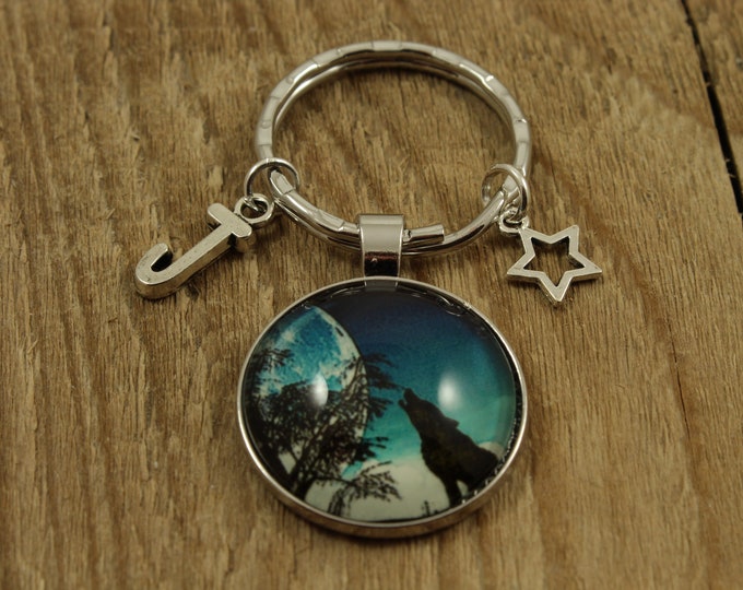 Howling wolf keyring wolf keychain wolf fan gift wolf fan | Etsy