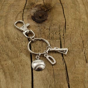 Cricket Keyring, Cricket Keychain, Cricket Stump Keychain, Personalised ...