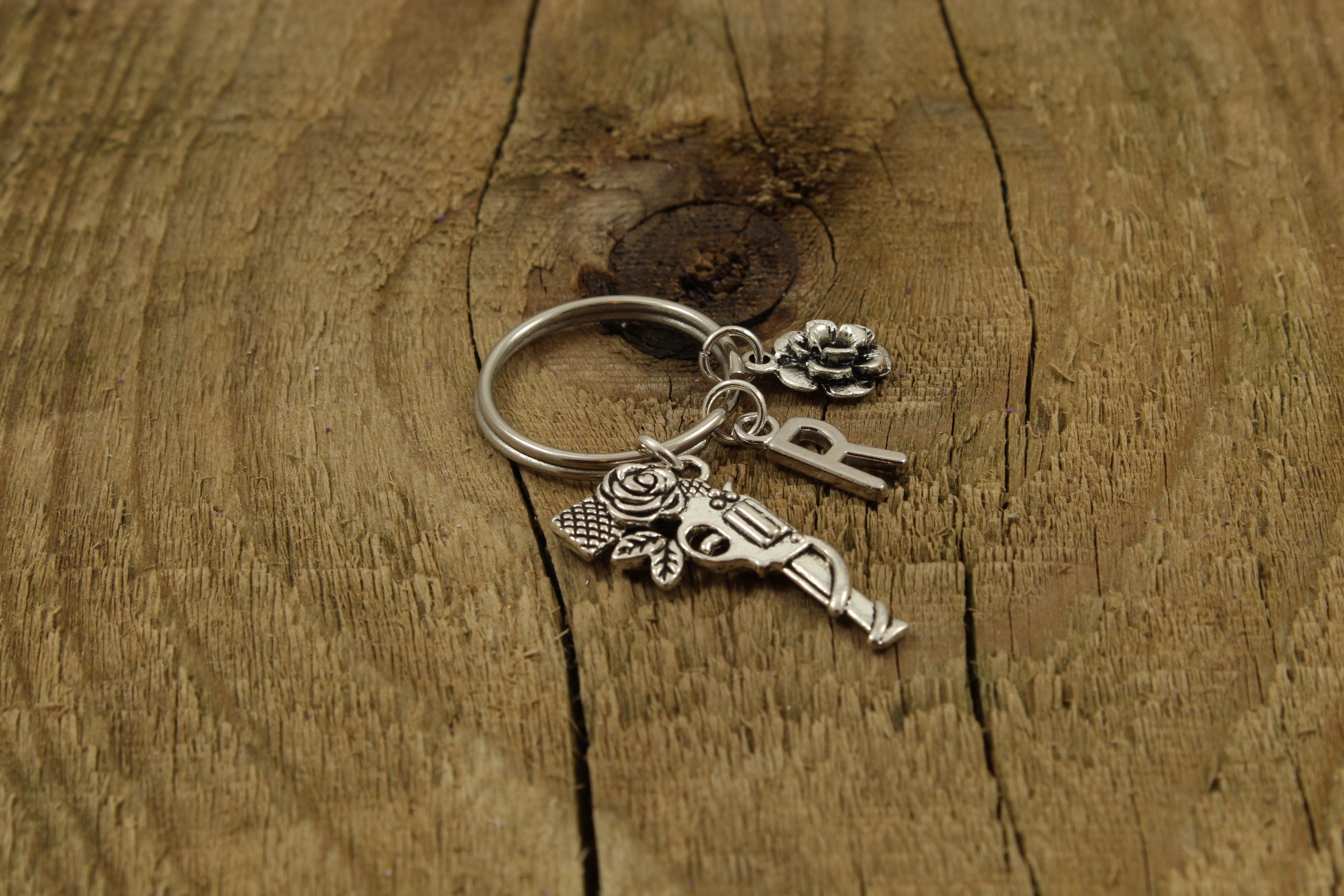Guns and Roses Keyring, Guns N Roses Keychain, Gun Keychain ...