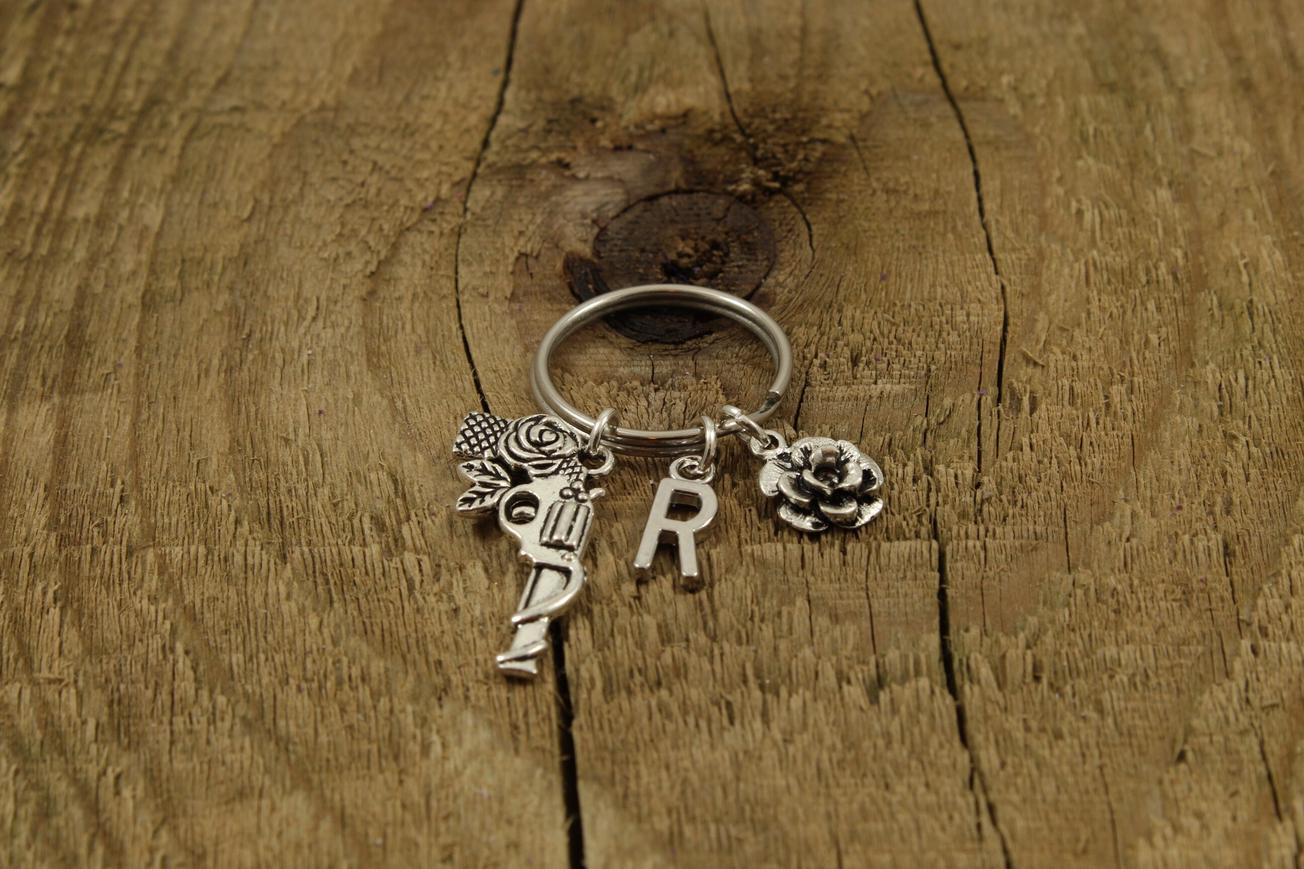 Guns and Roses Keyring, Guns N Roses Keychain, Gun Keychain ...
