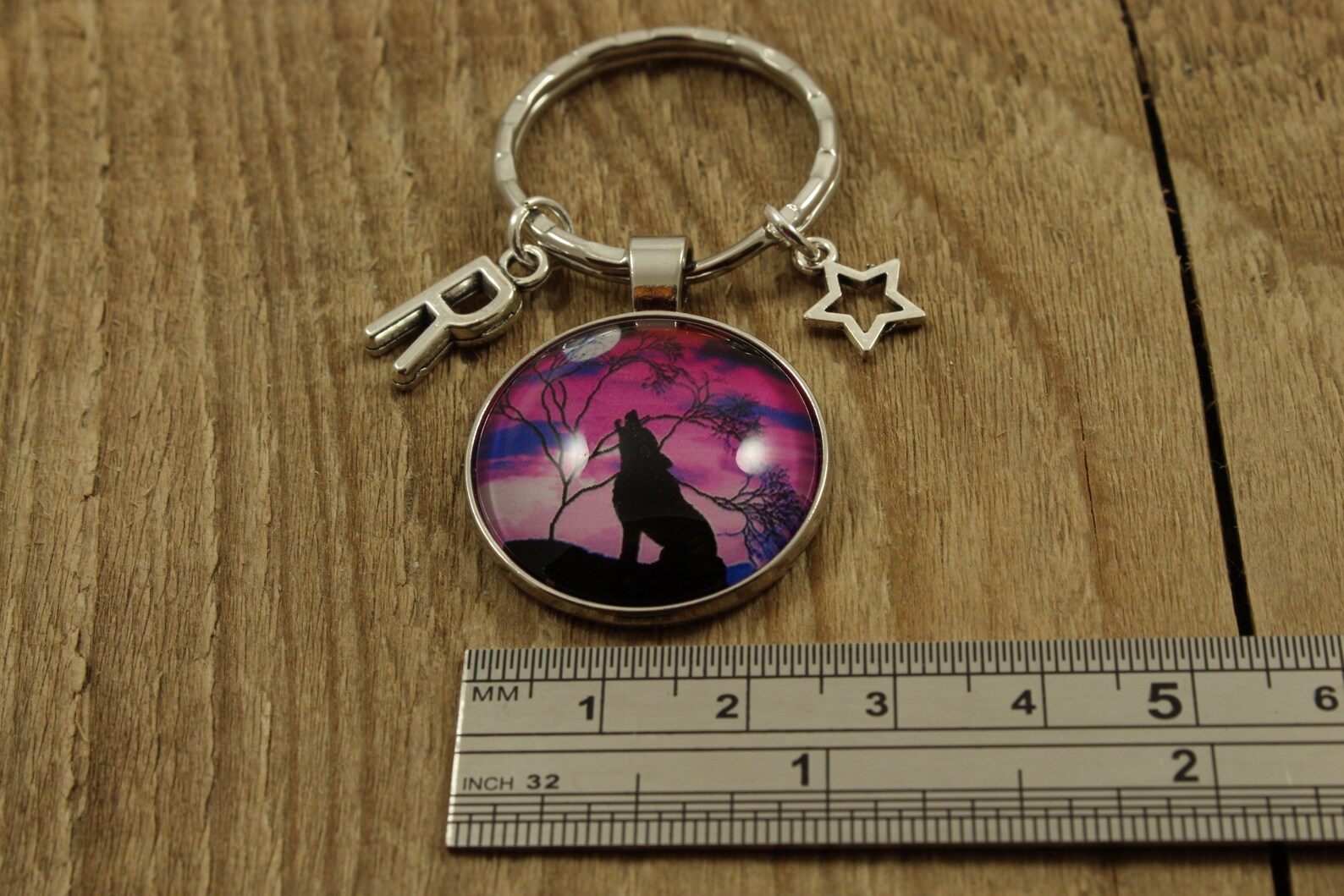 Howling Wolf Keyring, Wolf Keychain, Wolf Fan Gift, Wolf Fan, Animal ...