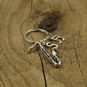 Saxophone Keychain, Saxophone Keyring, Personalised Saxophone Gift ...