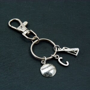 Cricket Keyring, Cricket Keychain, Cricket Stump Keychain, Personalised ...