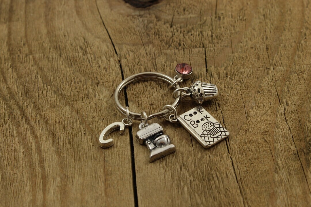 Baker Keyring, Baker Keychain, Bake off Keyring, Personalised Baker ...
