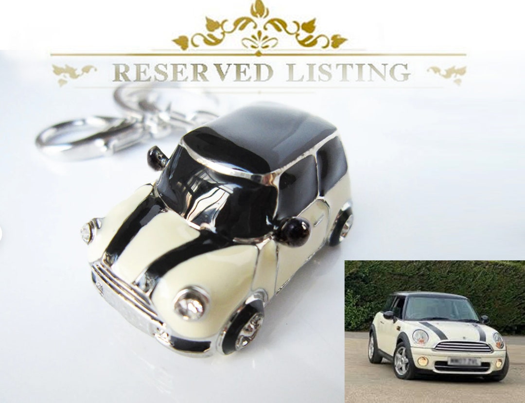 Customized to Olivia, Platinum Car Keychain, Pepper White Body Car ...