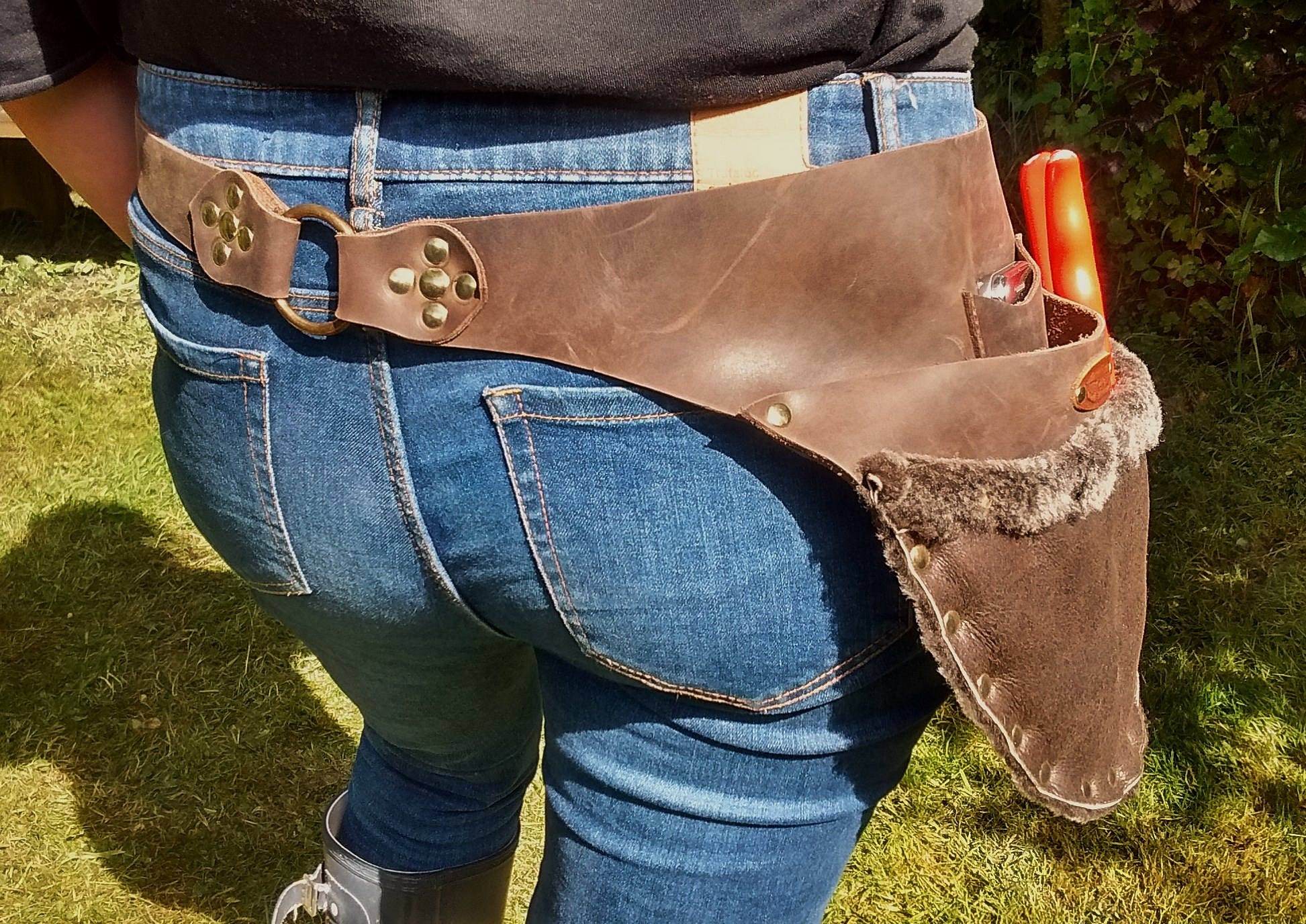 Hip Pouch Leather Garden Hip Pouch in Chocolate Brown With Sheepskin ...