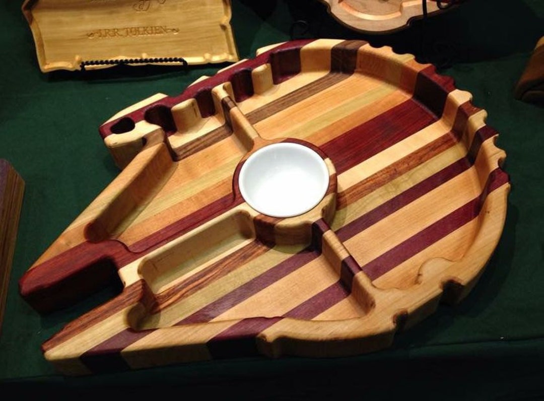 Millennium Falcon Chip/dip **IN STOCK!!!** - Etsy