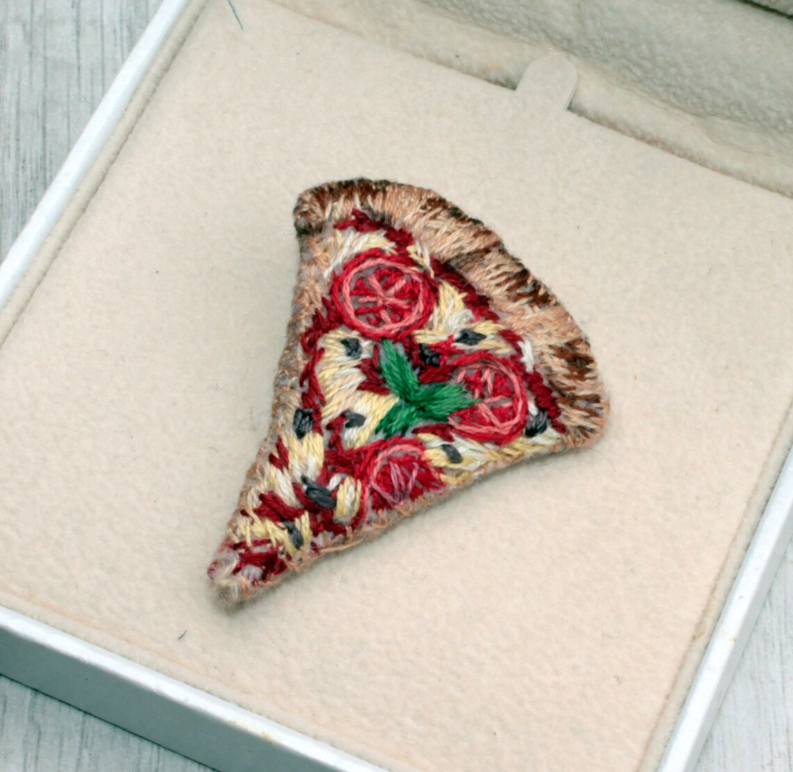 Embroidered Pizza Pin Hand Embroidery Food Brooch Pizza Lover Gift - Etsy