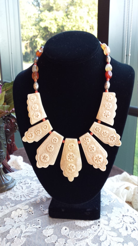 carved bone necklace - Gem