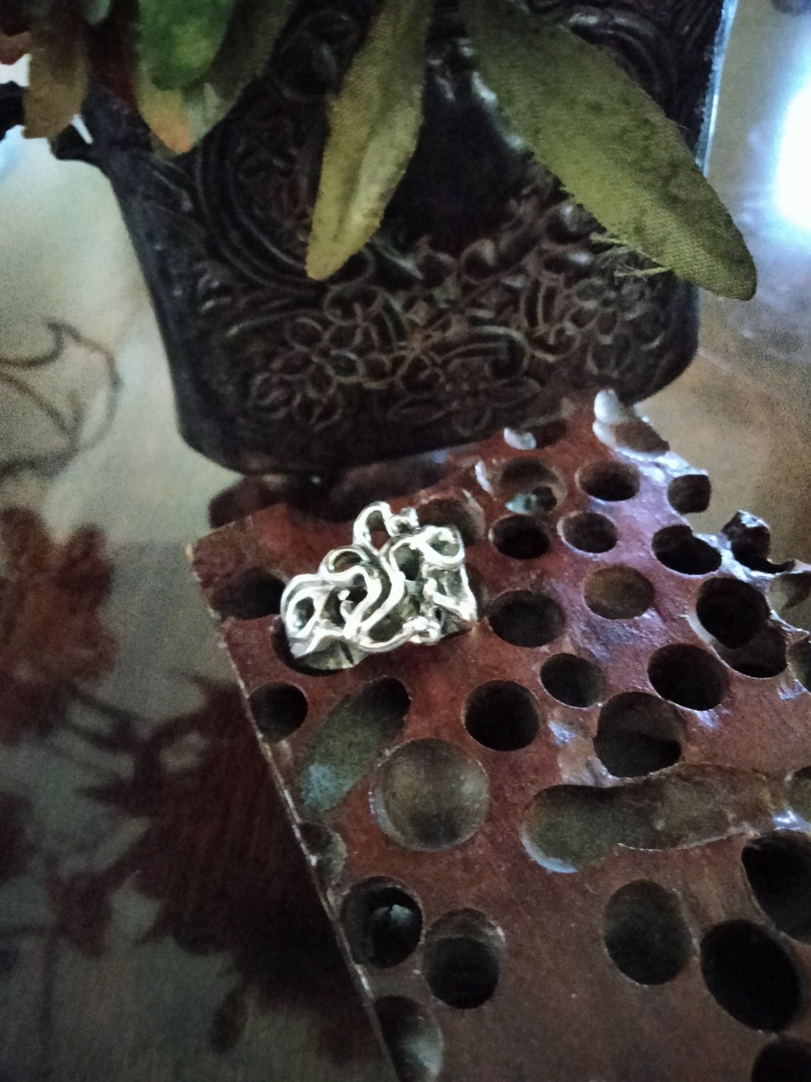 Sterling Silver Scrolled Face Ring, Size 8 - Etsy
