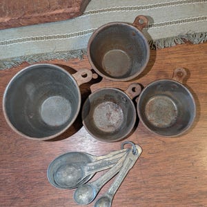 Vintage Primitive Rustic Metal Measuring Cups Set of Four and Aluminum ...