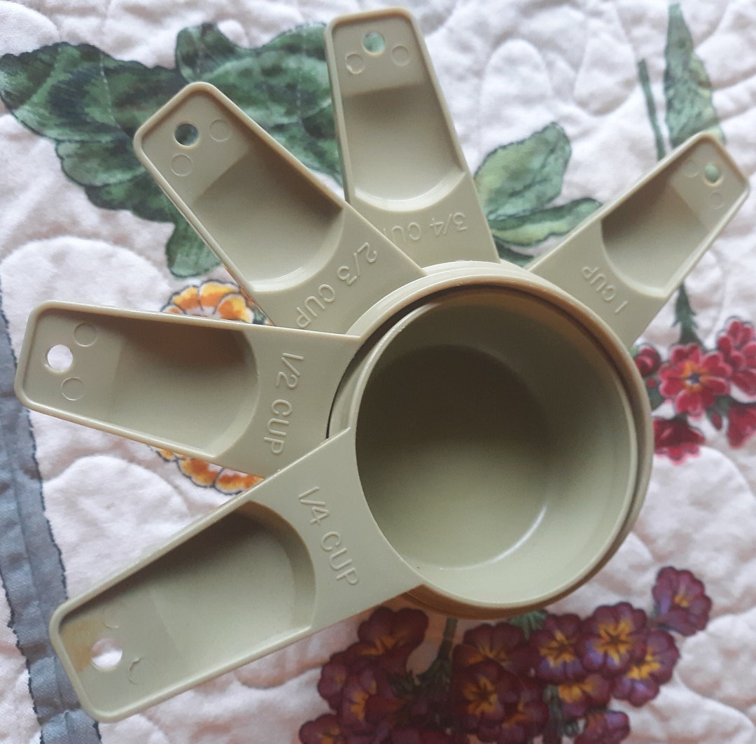 Vintage Tupperware Avocado Green Measuring Cups Set of Five, 1 Cup, 3/4 ...