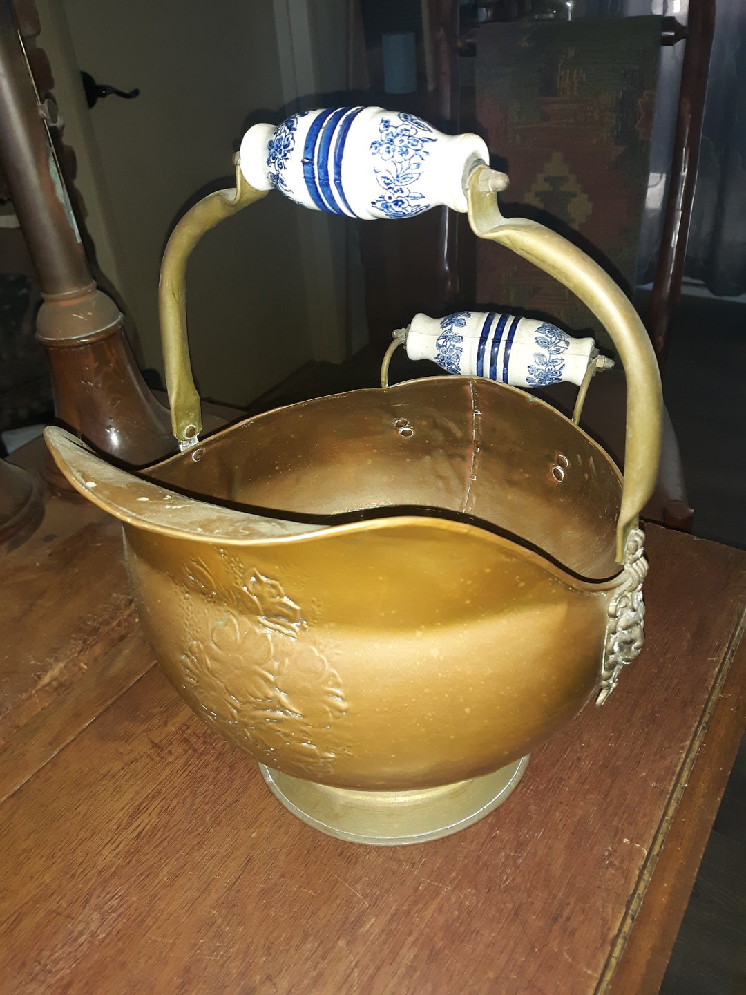 Vintage Large Old World Copper Coal Scuttle Bucket With Delft Blue ...