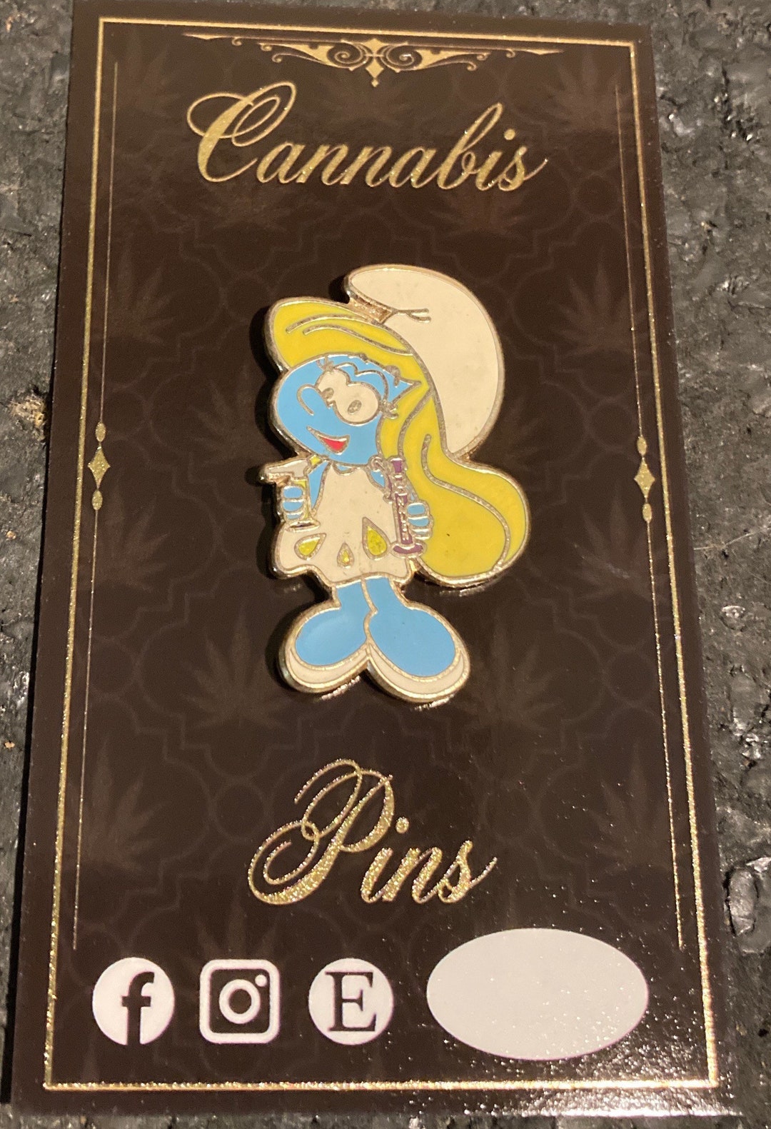 Smurfette Dabbing Lapel Pin , Smurfs, Shatter, Dabs, Oil , Hash, Sauce ...