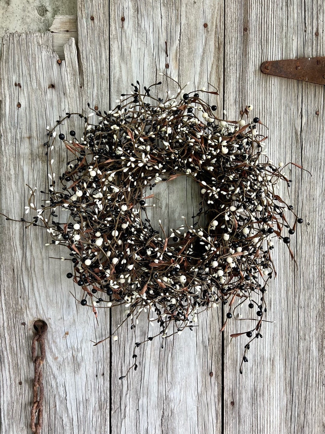 Country Wreath With Black and Cream Berries, Pip Berry Wreath, Shabby ...