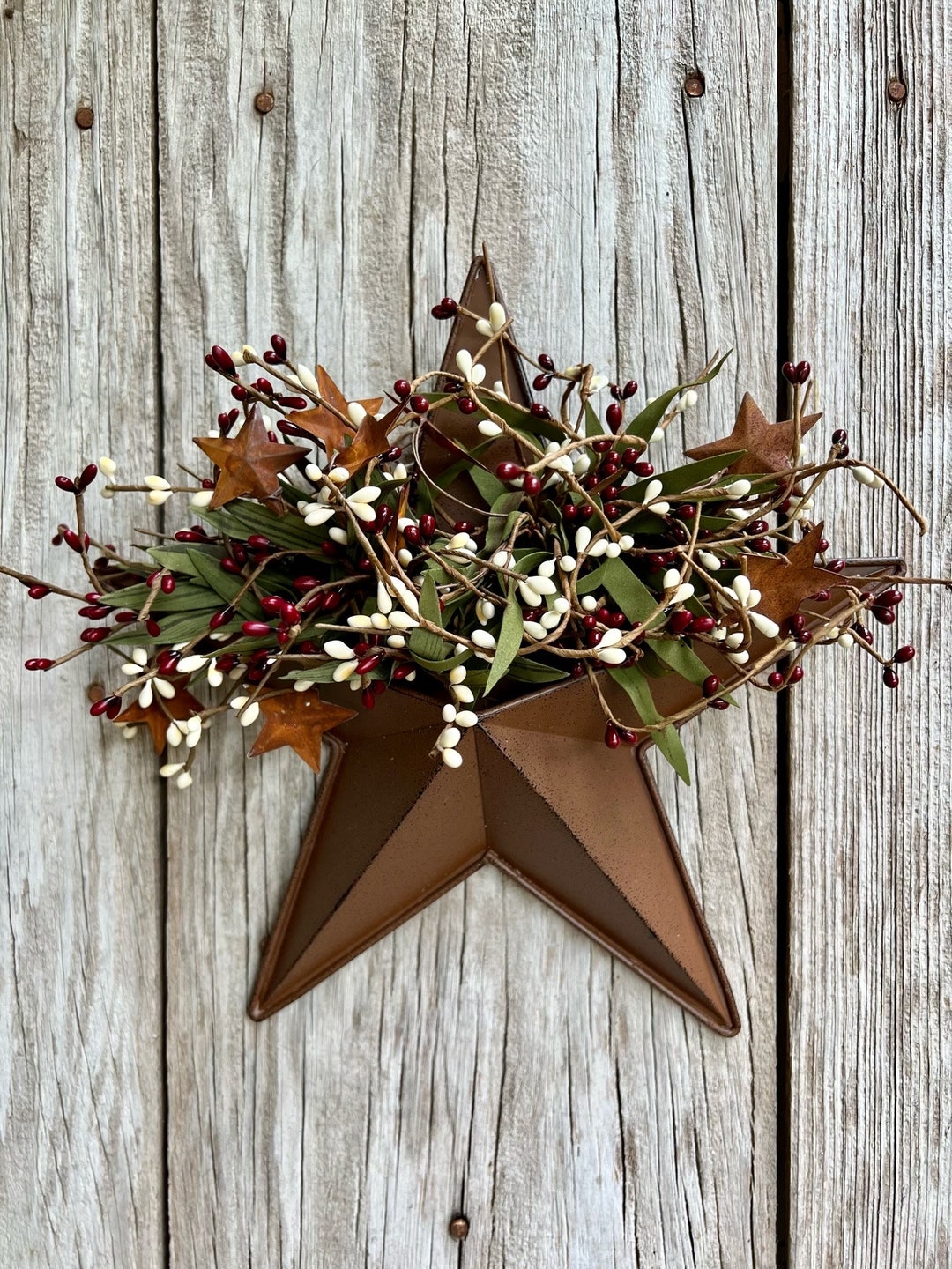 Americana Barn Star With Burgundy and Cream Pip Berries, Wall Pocket ...
