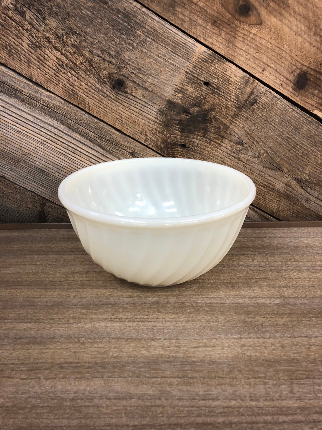Fire King off White 8" Swirl Bowl / Vintage Fire King Swirl Mixing Bowl ...