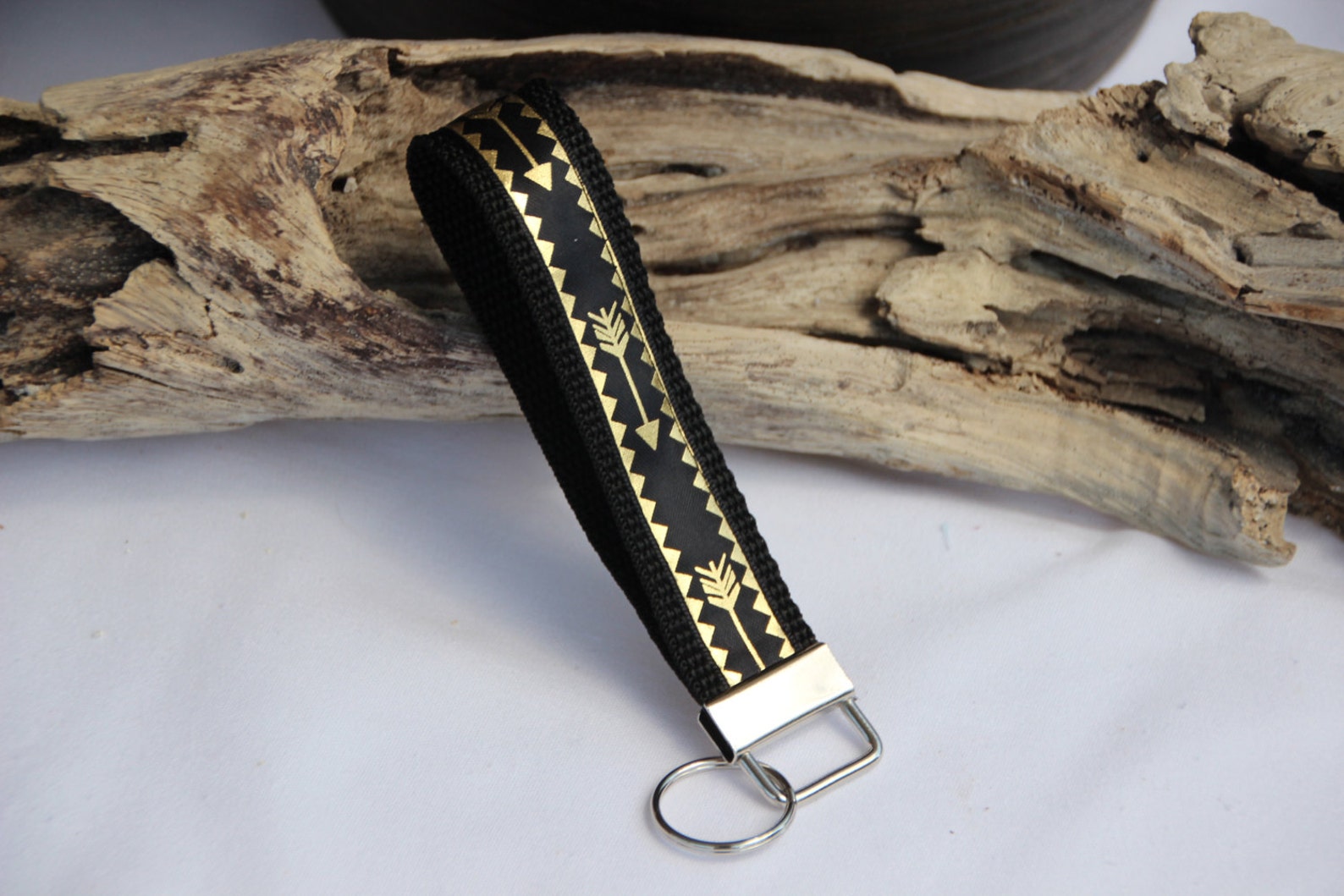 Black and Gold Key Fob / Key Chain / Key Wristlet / Key Holder - Etsy